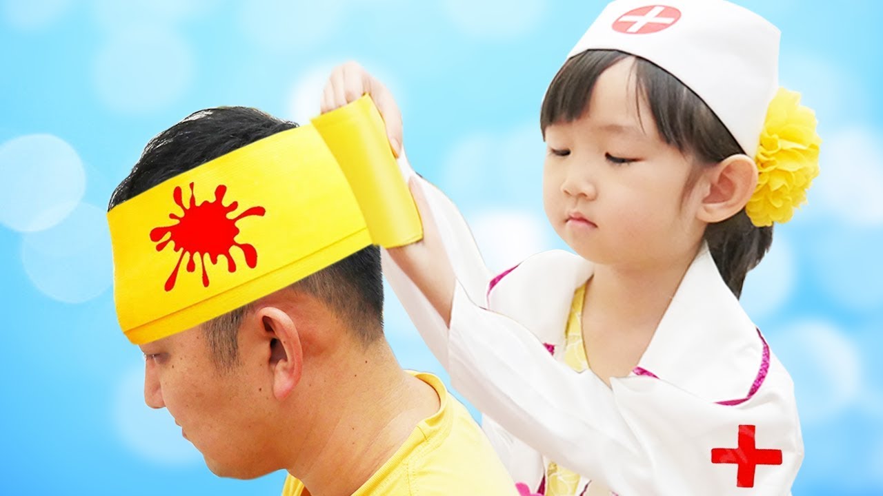 Сrying Babies! Accident! Bad baby Playing Doctor & Learn Colors With ...